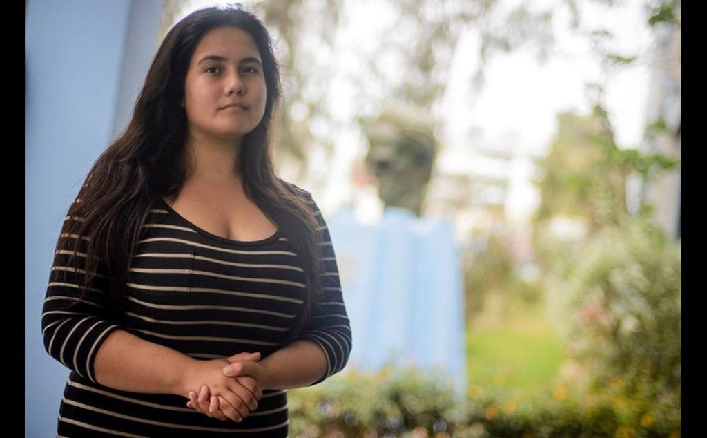 Valeria Román ganó el Concurso Nacional de Poesía “Premio José Watanabe ...